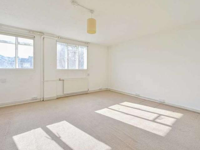 Studio Flat
