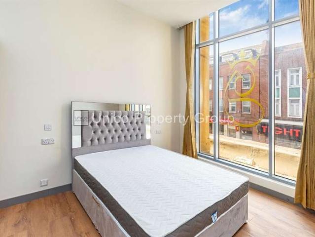 Studio Flat