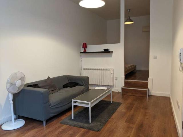 Studio Flat