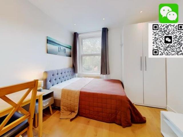 Studio, Flat 60, 22