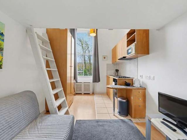 Studio Flat