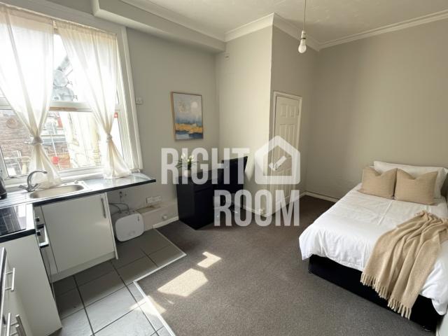 Studio Flat 6, Northam Road, Southampton SO14, Studio to rent, £700 pcm | PrimeLocation