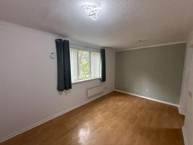 Studio Flat