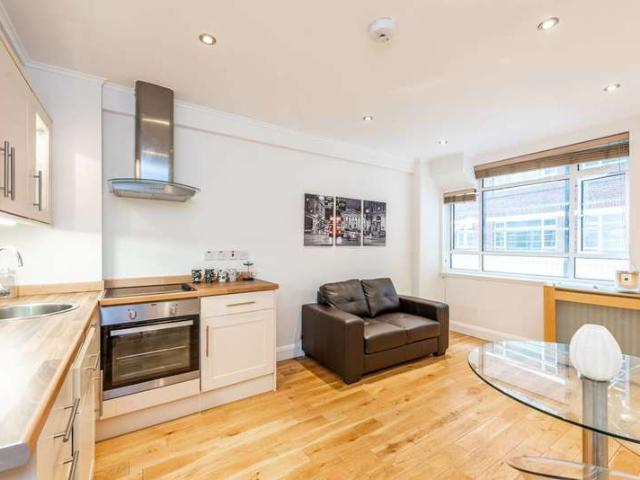 Studio Flat