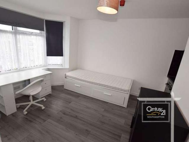 Studio Flat