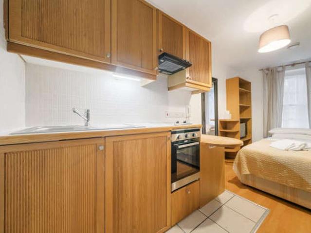 Studio Flat