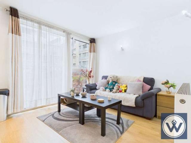 Studio Flat
