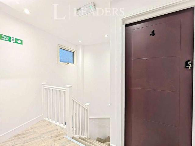 Studio Flat