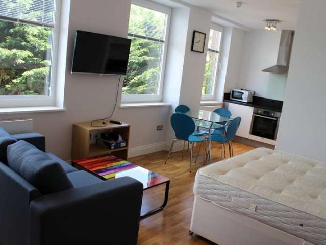 Studio Flat