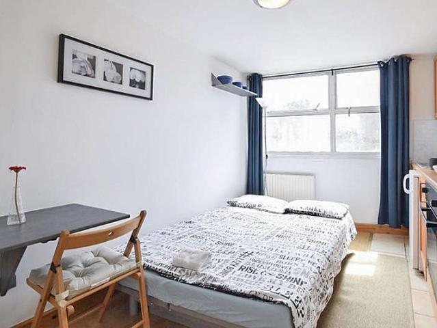 Studio Flat