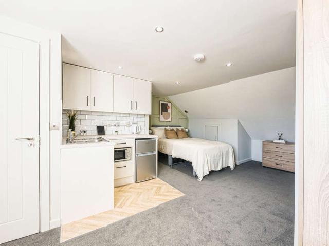 Studio Flat
