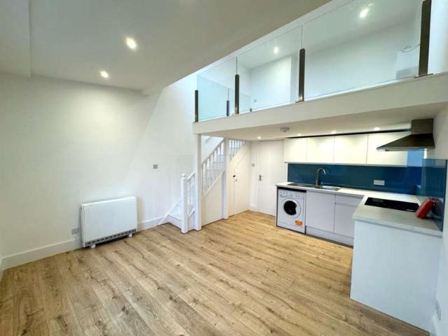 Studio Flat