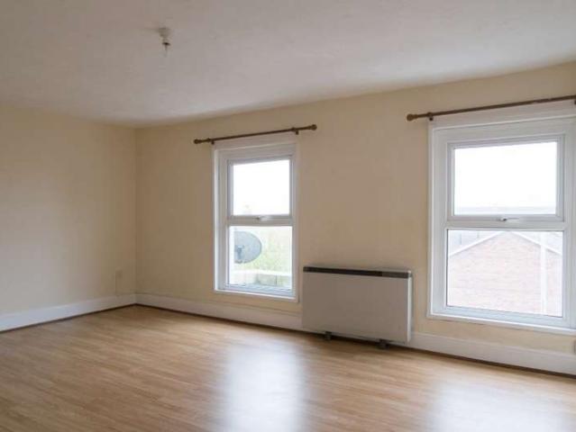 Studio Flat