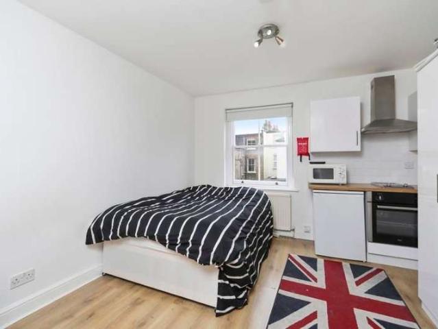Studio Flat