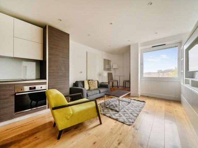 Studio Flat