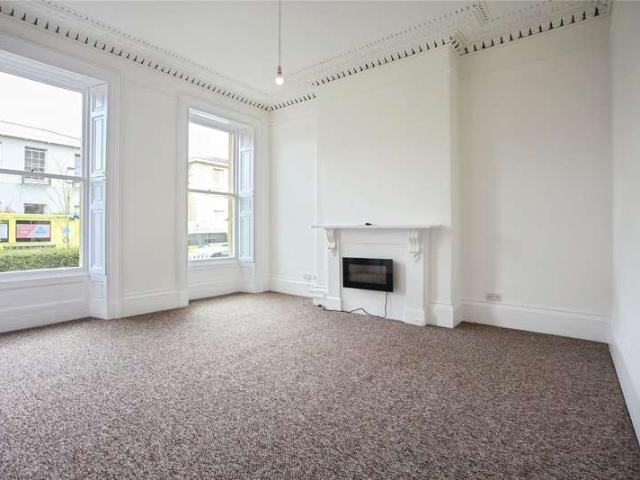 Studio Flat