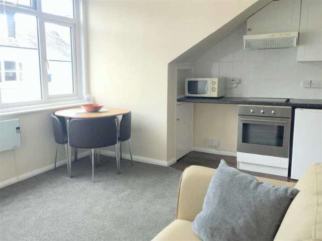 Studio Flat