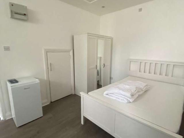 Studio Flat