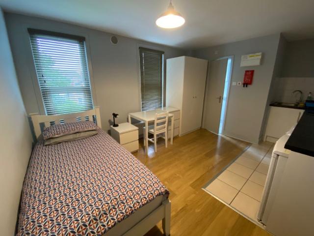 Studio Flat