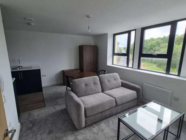 Studio Flat