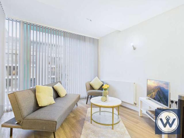 Studio Flat