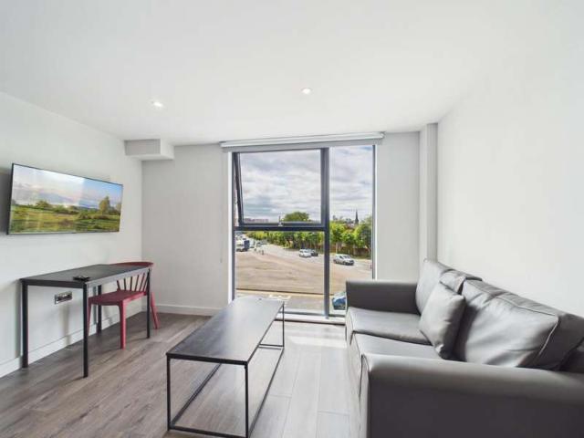 Studio Flat