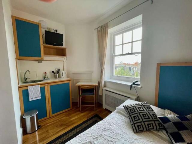 Studio Flat