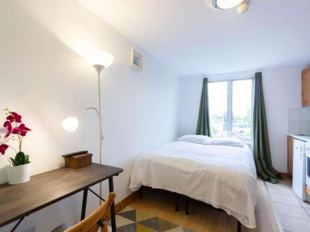 Studio Flat