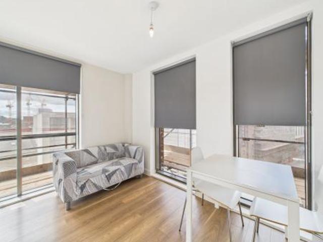 Studio flat To Let