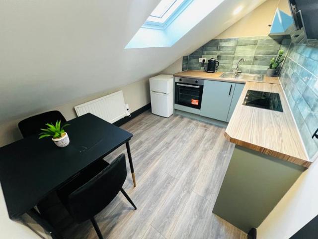 Studio Flat to Let in Edmonton