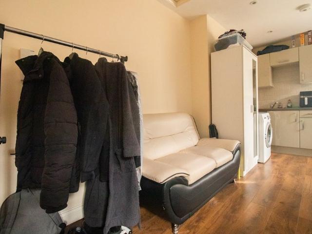 Studio Flat, Victoria Avenue, LE2