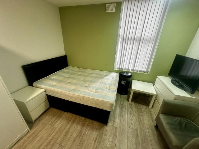 Studio Flat, Walsgrave Road, CV2