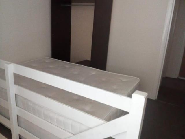 Studio Flat, Wellington St West, M7