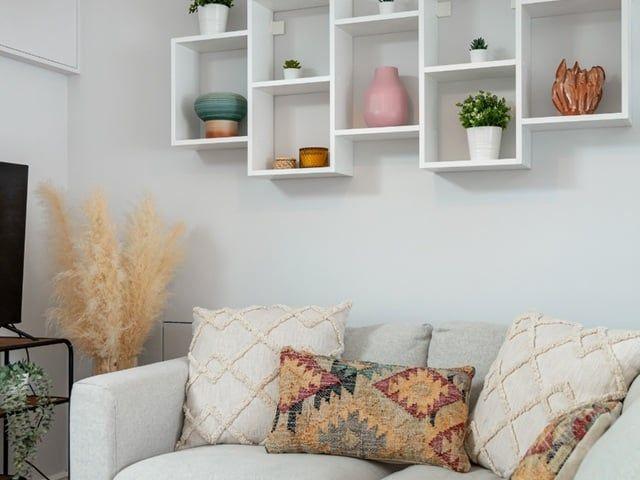 Studio Flat, Westbourne Grove, W11