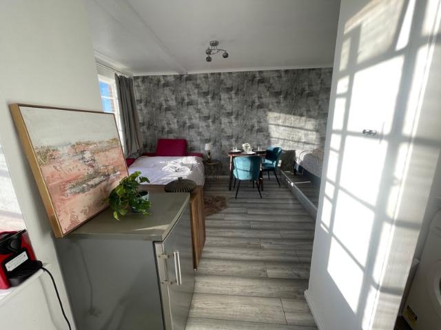 Studio flat with Terrace