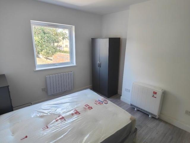 Studio Flat, Alexandra Road, CR0