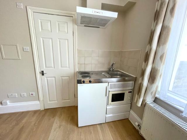 Studio Flat all bills included