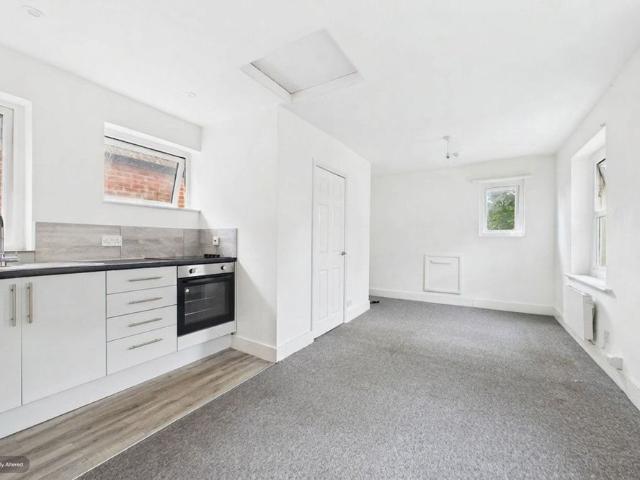 Studio Flat / Apartment