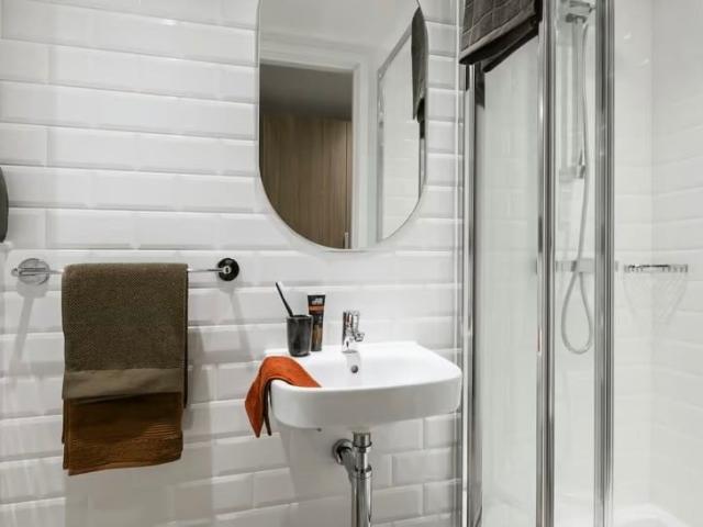 Studio Flat, Arthur House, HA9