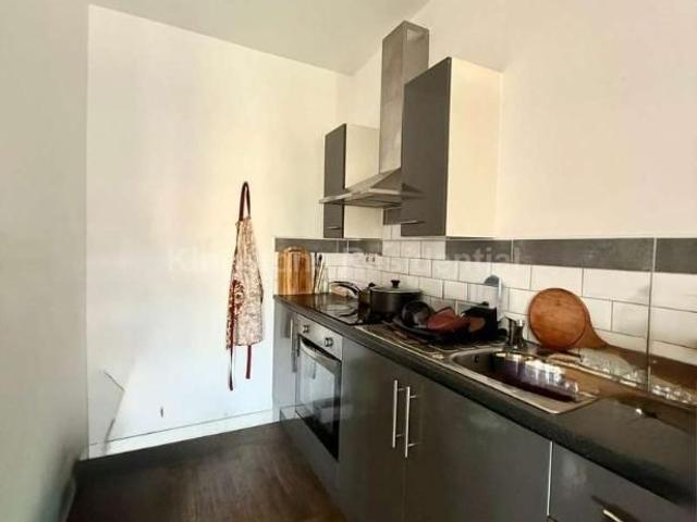 Studio Flat At/ Miskin Street, Cathays, utilities Included, CF24