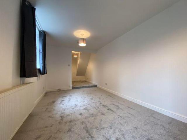Studio Flat, Avonvale Road, BS5