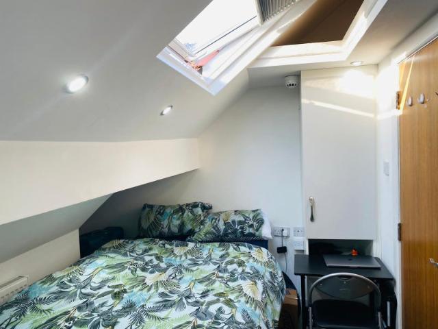 Studio Flat Avail All Bills Inc Whalley Range M16