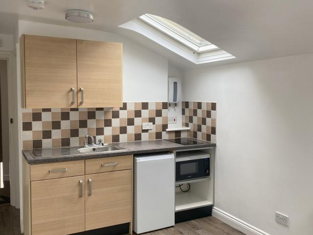 Studio flat available To Rent in Stanstead Road, Forest Hill
