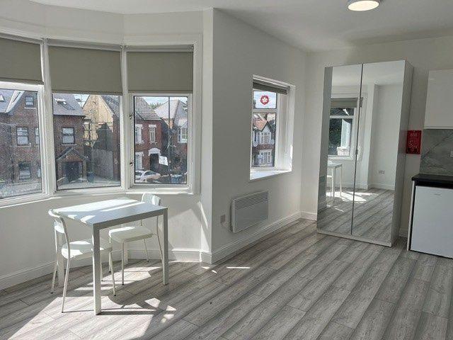 Studio Flat, Bessborough Road, HA1