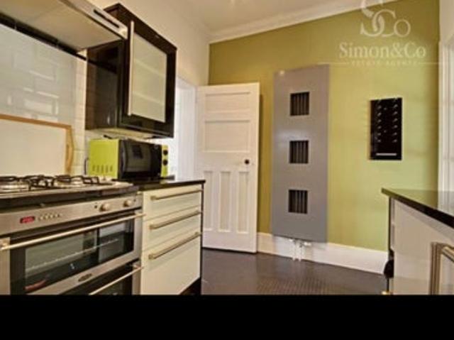 Studio Flat Bill including