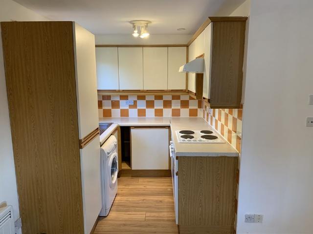 Studio Flat, Broughton Road, G23