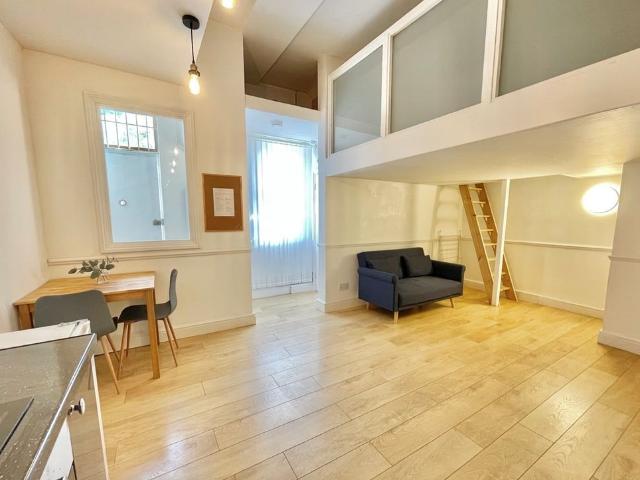 Studio Flat, Caledonian Road, N1