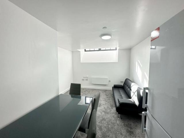 Studio Flat, Castle Edge, NG7