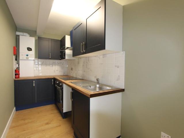 Studio Flat, Cedars Road, CR0