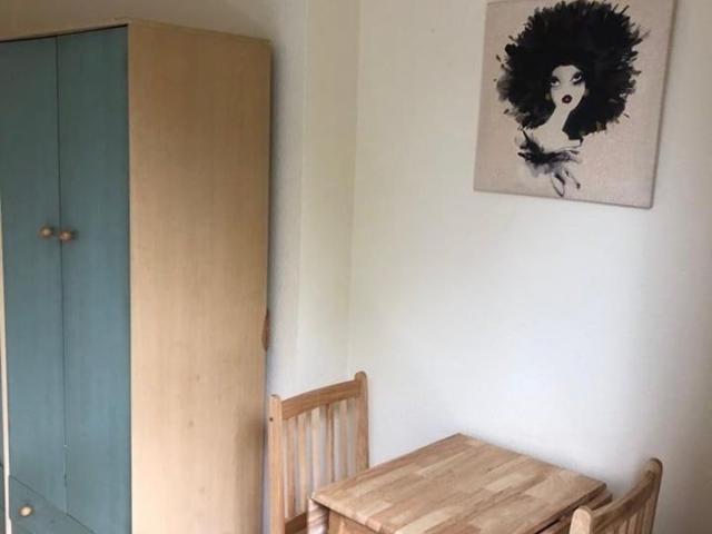 Studio Flat, Chatsworth Road, NW2